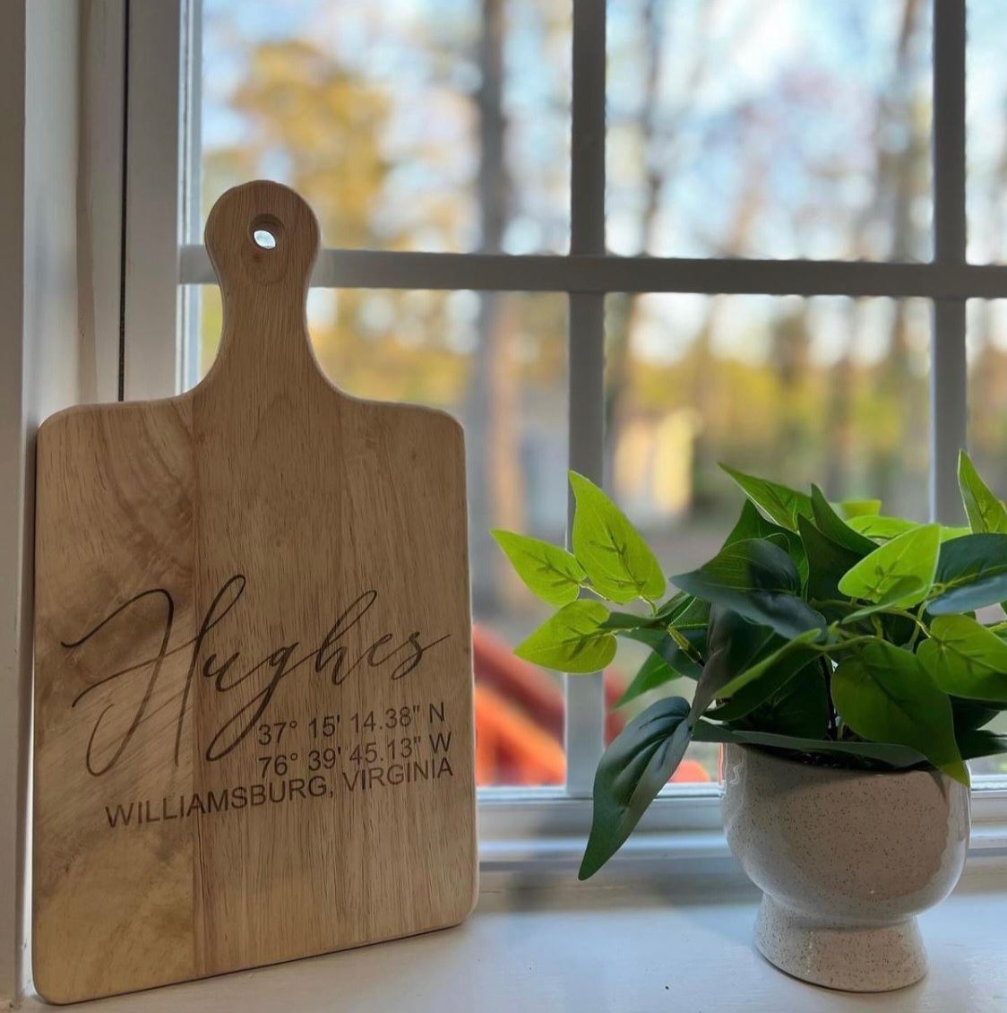 Rustic Flags of Virginia - Laser Engraved Medium Wooden Bread ...